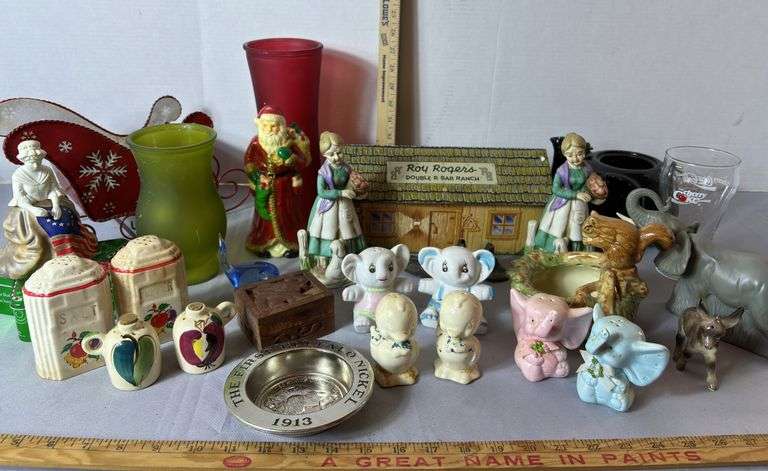 1950's Roy Rogers Double R Ranch Tin Litho Toy, Vintage S&P Shakers ...