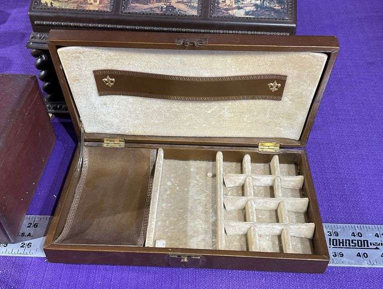 Assorted Jewelry Boxes, Candles & More - Sherwood Auctions