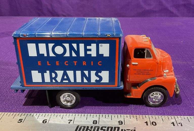 First Gear Die Cast Lionel Trains 1952 GMC C.O.E Delivery Truck ...