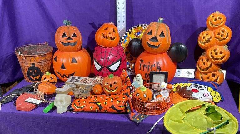 Collection of Halloween Decor - Sherwood Auctions