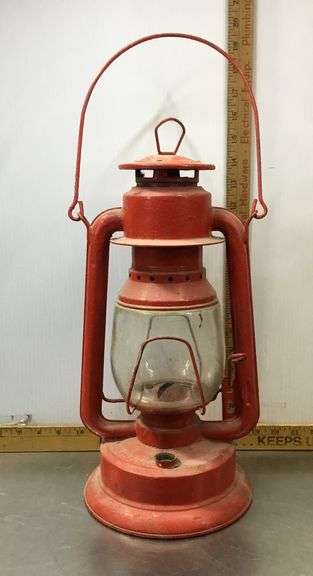 Large Defiance Lantern - Sherwood Auctions