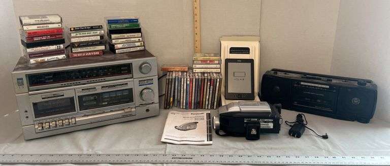1980's Soundesign Model 5642 Radio, Kindle, AM/FM/Cassette Player ...