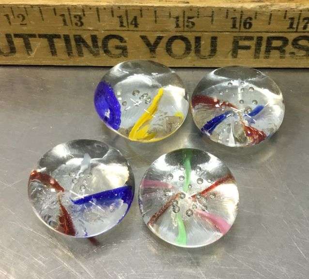 4 Small Paperweights - Sherwood Auctions