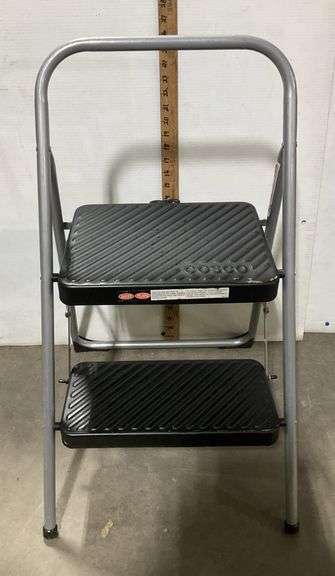 Cosco Step Stool - Sherwood Auctions