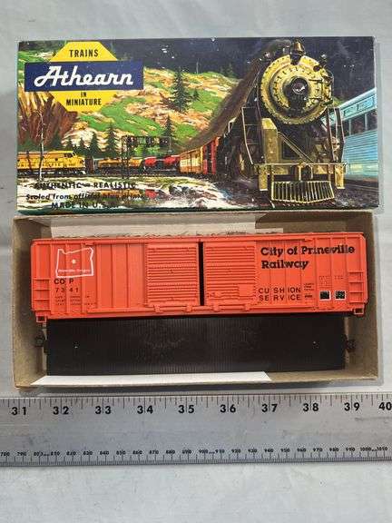 Athearn HO Scale 50’ City of Prineville Railway Double Door Railbox ...