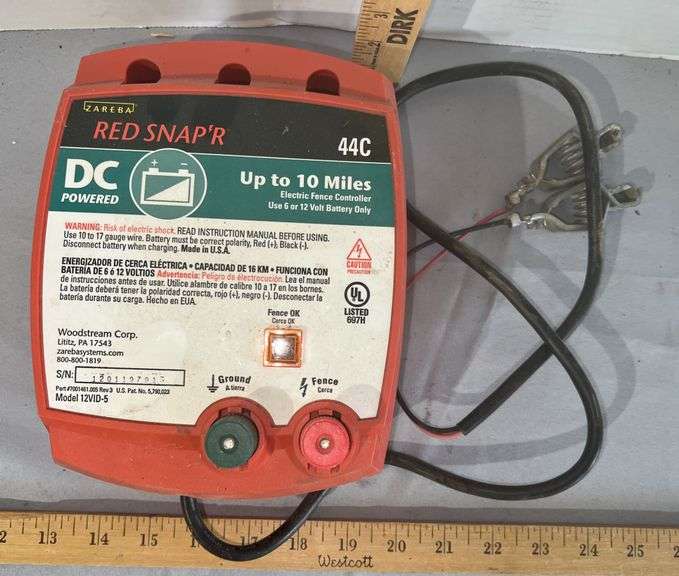 Zareba Red Snap'r 44C electric fence controller - Sherwood Auctions
