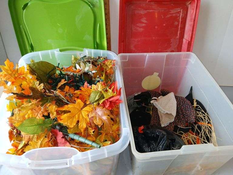 Fall Decor & Storage Tubs - Sherwood Auctions