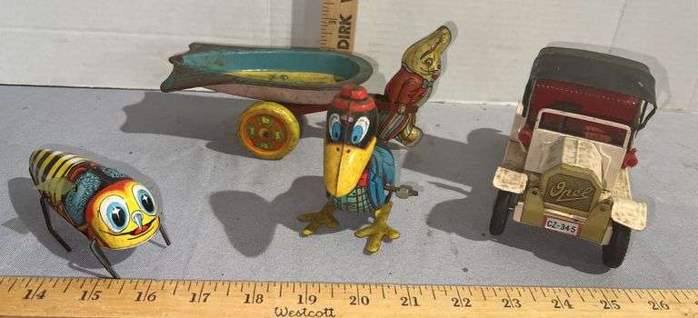 Marx “Cary The Crow” Tin Wind Up Toy, Friction Tin Litho Car, Wind-Up ...