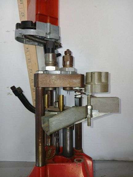 Lee Precision Classic Turret Reloading Press - Sherwood Auctions