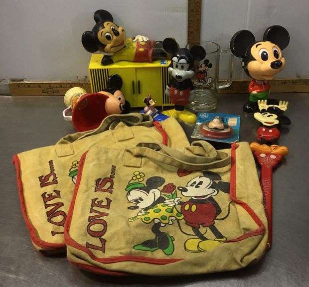 Vintage Mickey & Minnie Mouse Items - Sherwood Auctions