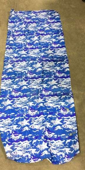 Growers Edge Dry Rack, Inflatable Pool Mat, Igloo Jug & Drink Dispenser ...