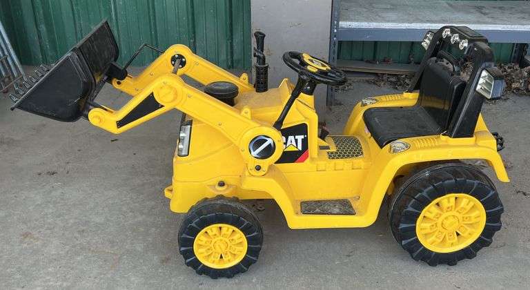 CAT Power Wheels Bulldozer - Sherwood Auctions