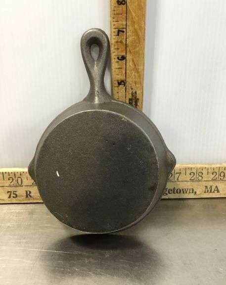 Small Cast Iron Skillet - Sherwood Auctions