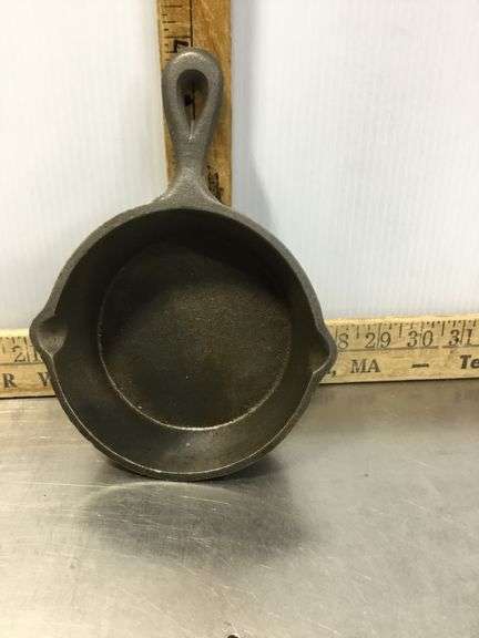 Small Cast Iron Skillet - Sherwood Auctions