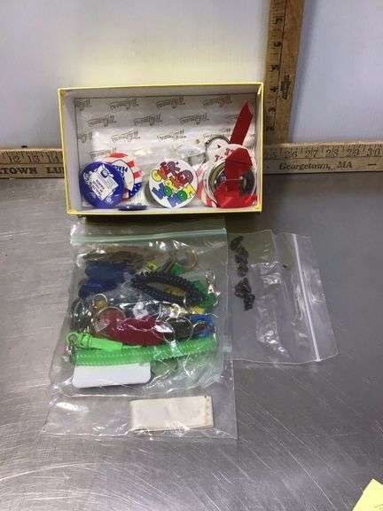 Whitmans Sampler Box, Keychains, Pins & More - Sherwood Auctions