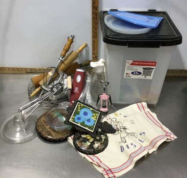 Airtight Pet Food Container, Robert Irvine Electric Mixer, Maynard Hand ...