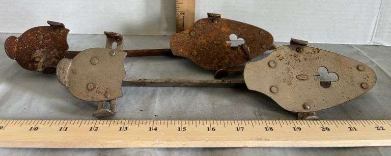 1890s Vintage Union Hardware Co. Steel Ice Skates - Sherwood Auctions