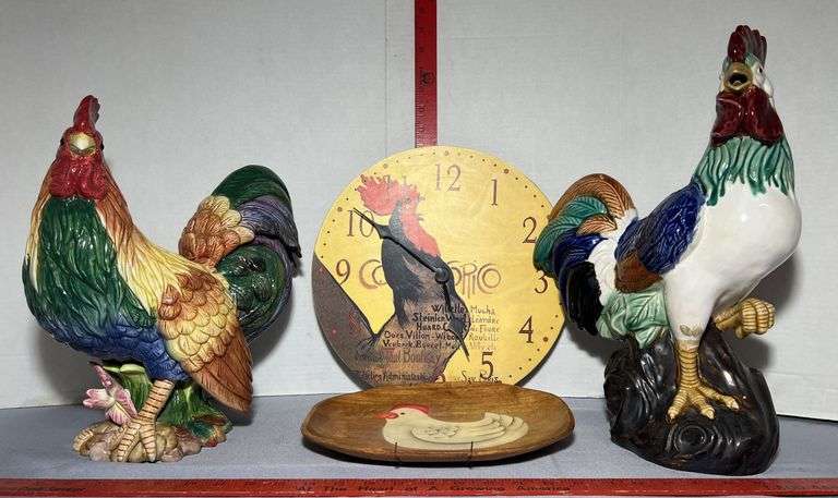 Two Large Ceramic Struttin' Roosters, Wooden Rooster Clock & Hen ...