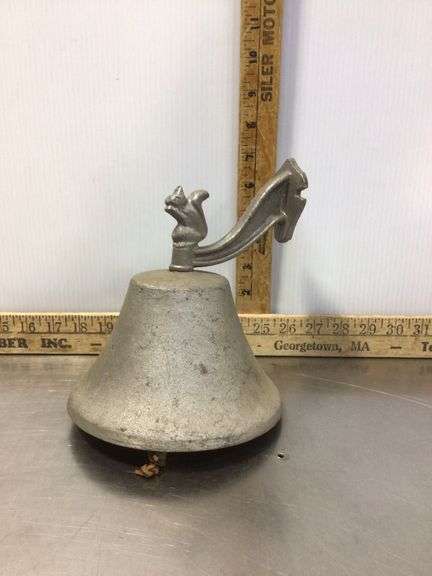 Squirrel Dinner Bell - Sherwood Auctions