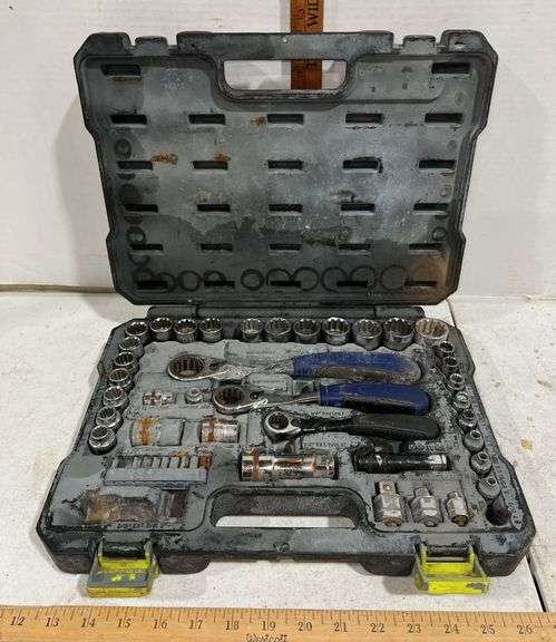 Kobalt Xtreme Access 49-Piece SAE/Metric Pass-Through Socket Set ...