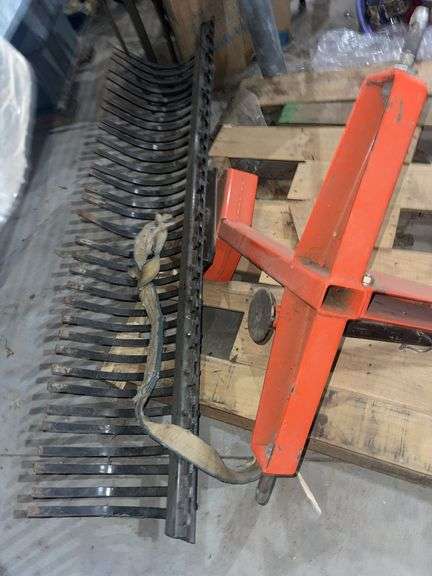 Land Pride 5’ wide York Rake w/ 3-point Quick Hitch - Sherwood Auctions