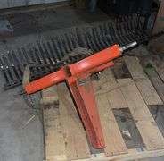 Land Pride 5’ wide York Rake w/ 3-point Quick Hitch - Sherwood Auctions