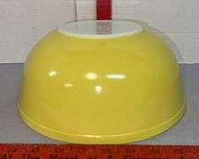 Pyrex Large Primary Yellow Mixing Bowl - Sherwood Auctions