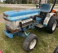1986 Ford 1210 Compact Tractor 909 Hours Runs & Drives - Sherwood Auctions