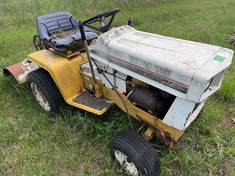 Cub Cadet 129 Hydrostatic Lawn Tractor w/ Deck- not attached & Rear ...