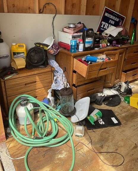 Garden Shed Clean Out - Sherwood Auctions