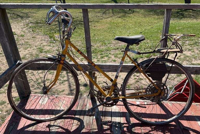 Huffy “Scout” 10 Speed Bicycle - Sherwood Auctions