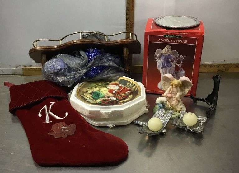 Christmas Decor, Stocking, Shelf and Plate Holder - Sherwood Auctions