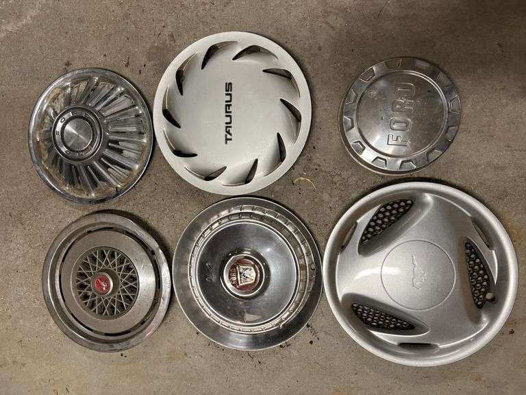 Six Various Ford Hubcaps - Sherwood Auctions