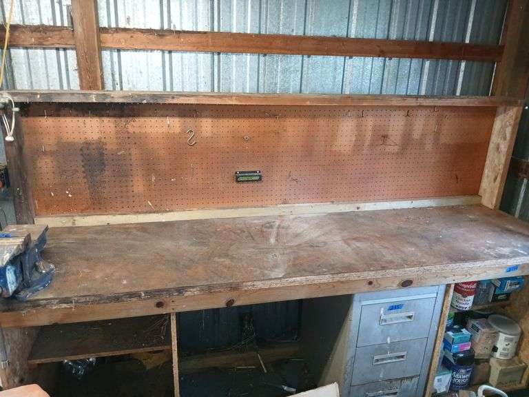 8' Long Work Bench with Light (3' tall & 25" wide) - Sherwood Auctions