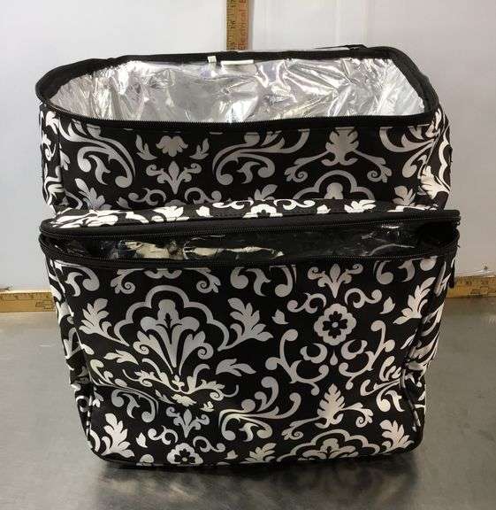 Thirty-One Rolling Cooler - Sherwood Auctions
