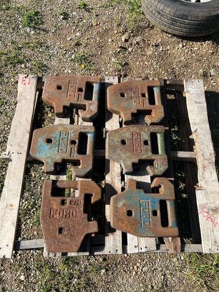 Ford Tractor Weights - Sherwood Auctions