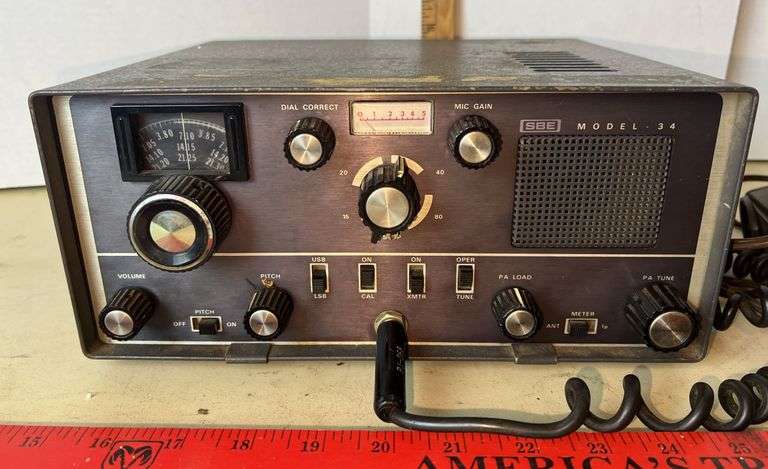 SBE Model 34 Ham Radio Transceiver - Sherwood Auctions