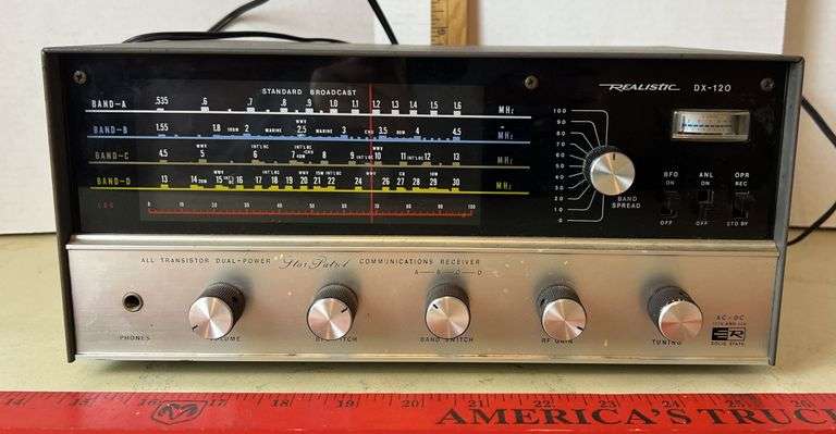 Realistic DX-120 "Star Patrol" Shortwave Receiver - Sherwood Auctions