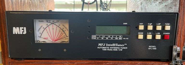 MFJ-998 IntelliTuner Automatic Antenna Tuner - Sherwood Auctions