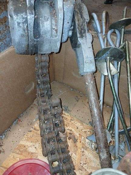 1 1/2 Ton Chain Fall w/ Miscellaneous Shop Supplies - Sherwood Auctions