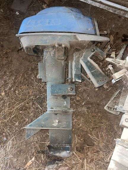 Four Project Antique Boat Motors - Sherwood Auctions