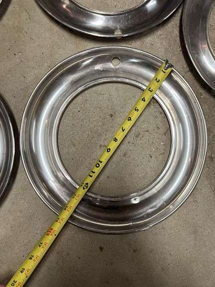 Set of Five Beauty Rings - Sherwood Auctions