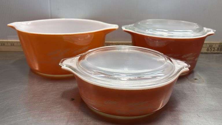 Harvest Wheat PYREX Casserole Dish Set - Sherwood Auctions