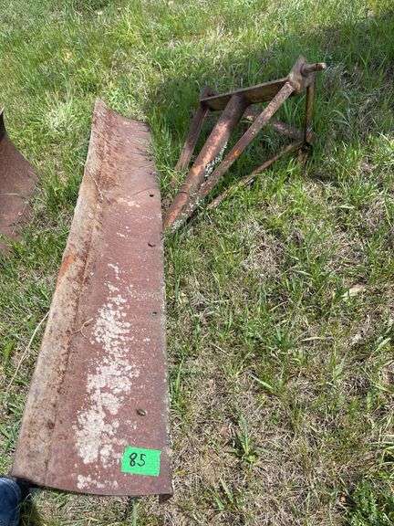 Three Point 6’ Back Blade - Sherwood Auctions