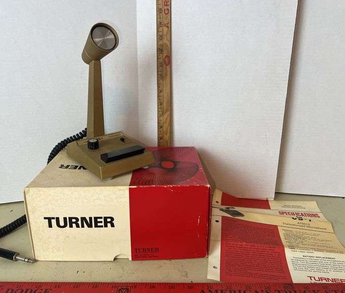 Turner CS 1 Amplified Desktop Power Microphone - Sherwood Auctions