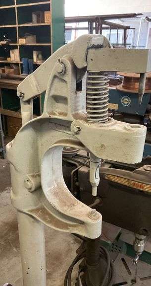 Barrett Rivet Press - Sherwood Auctions