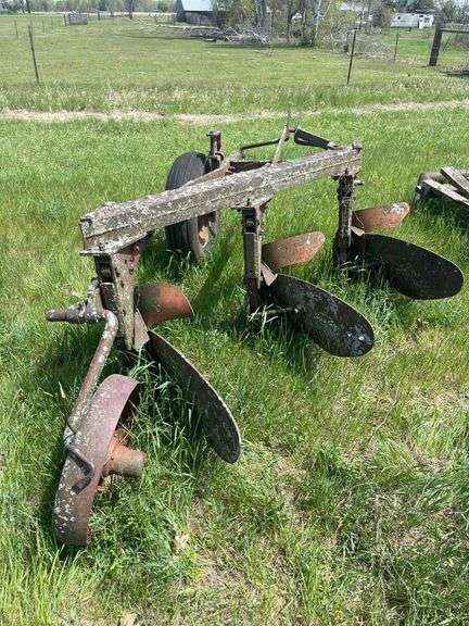 Three Bottom Plow w/ 3-Point Hitch - Sherwood Auctions