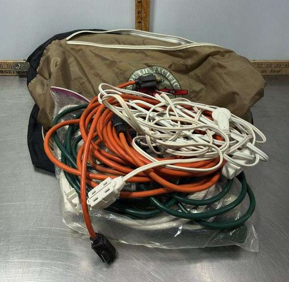 Flight Bag & Extension Cords - Sherwood Auctions