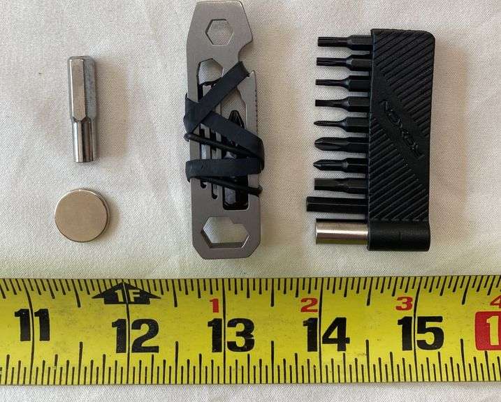 Victorinox Large Swiss Army Knife Multitool w/ Case & Extra Tools ...