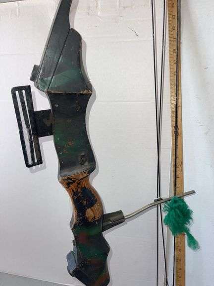 Jennings Arrowstar Mark II 50” & Camouflage Rt Hand Compound Bows ...